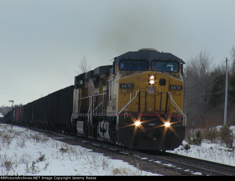 UP 6670 leading ore train at MP 136 on CN Ore Sub